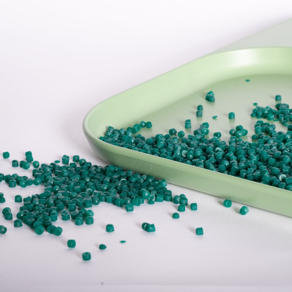 KAOS Klapp Veiligheidsrail & Tray, gemaakt van gerecyclede visnetten | Kindermaxx Nederland